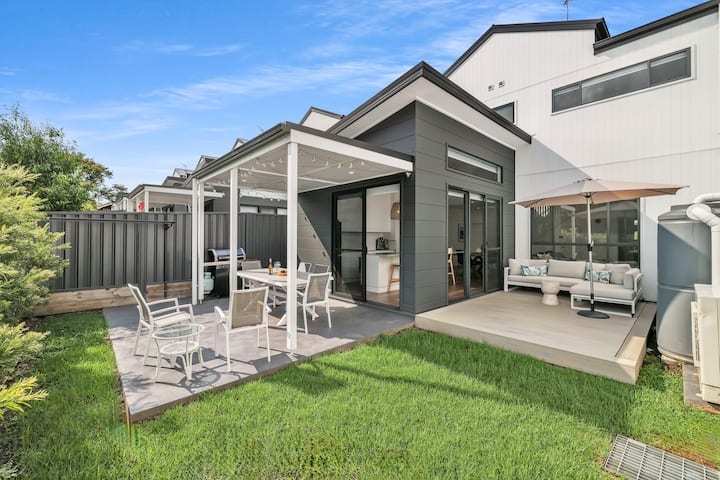 Saoire - Sleeps 8 - Pet Friendly - Culburra Beach