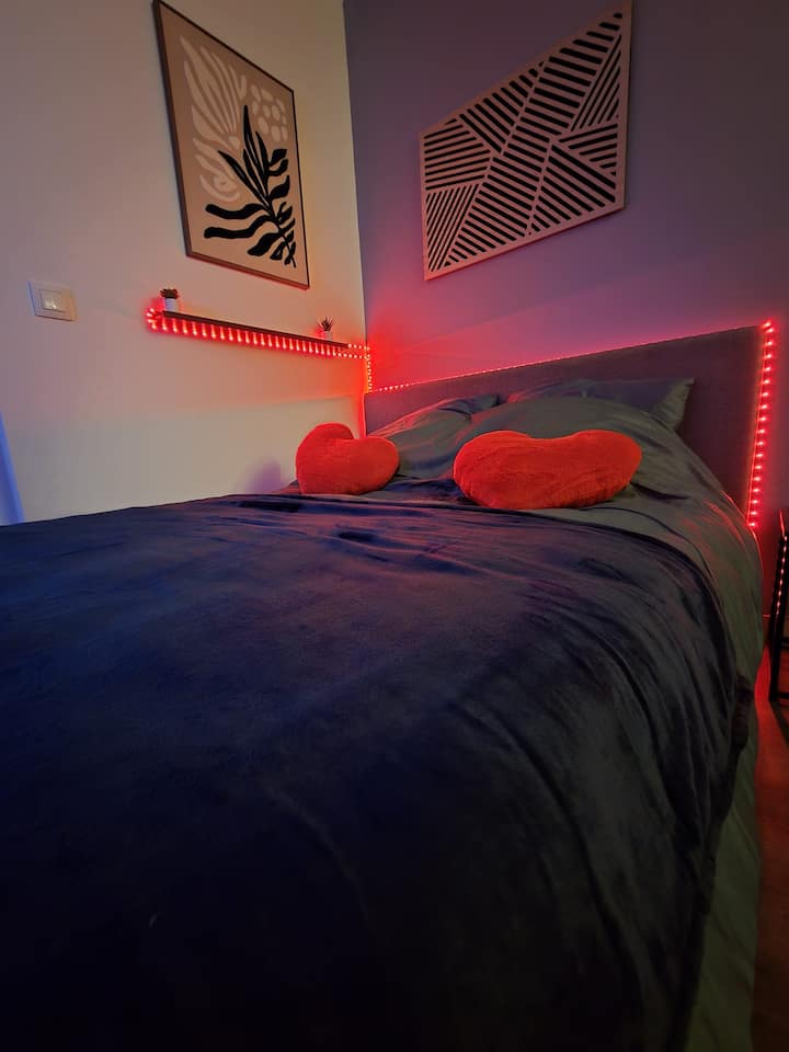 Amour - Paris - Netflix - Handicap Access - Ivry-sur-Seine