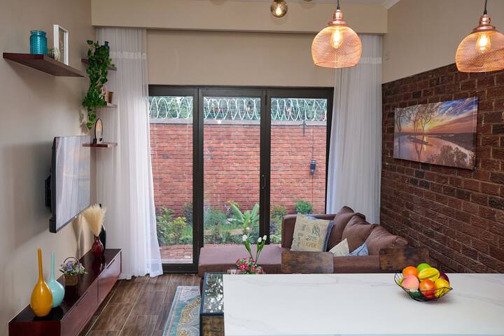 Chic Garden Apartment | Quiet | Upscale & Private - Zimbabwe