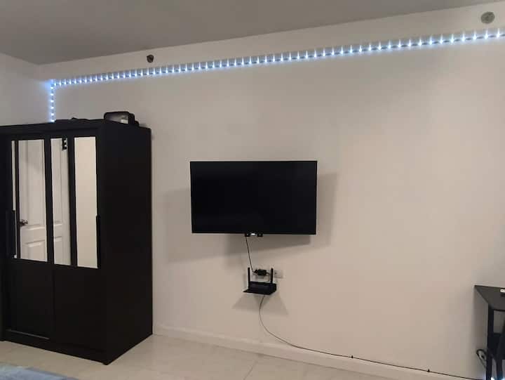 Modern Studio In Old Town Phuket | Fast Wifi - Phuket