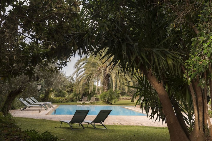 Balù Un Antico Frantoio Dell'800 Immerso Nel Verde - Castelvetrano