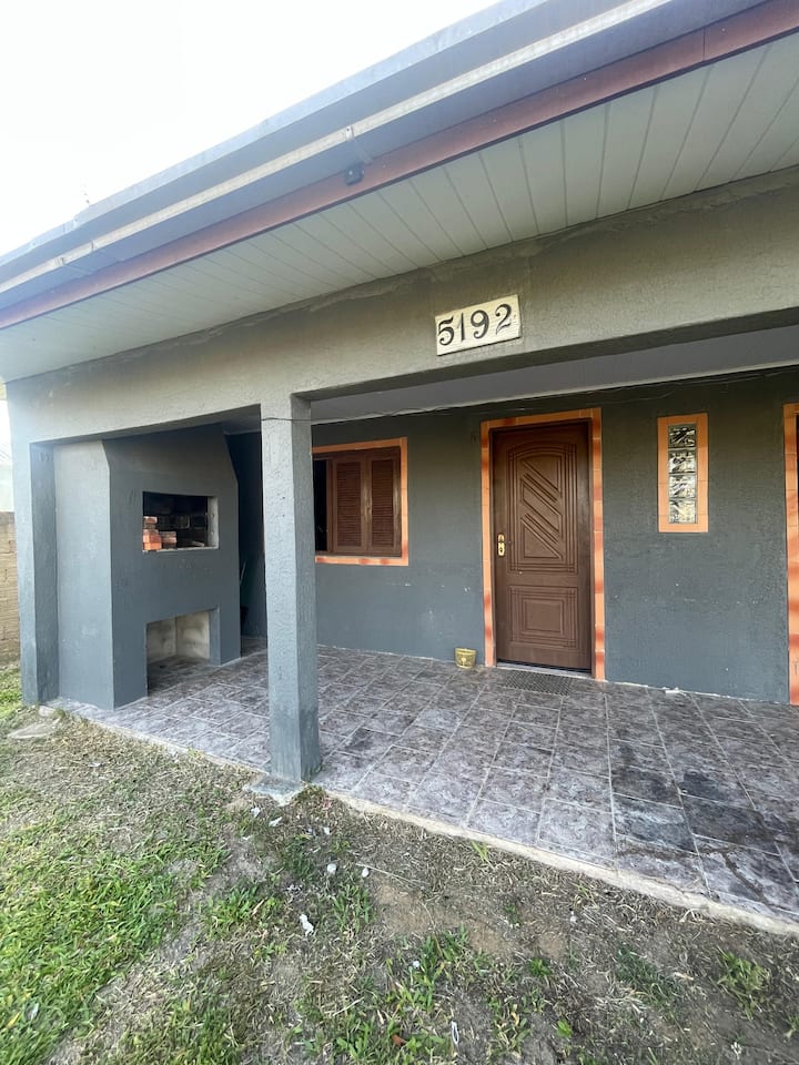 Casa Espaçosa Para Sua Família Descansar. - Arroio do Sal