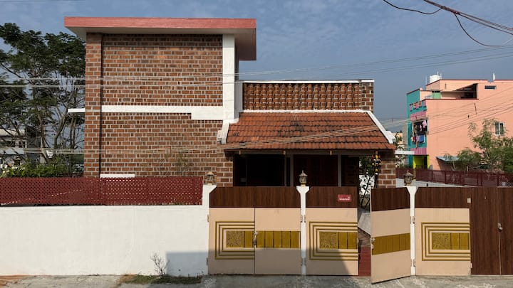 Golden Loom 2bhk Homestay By Homeyhuts - Kanchipuram