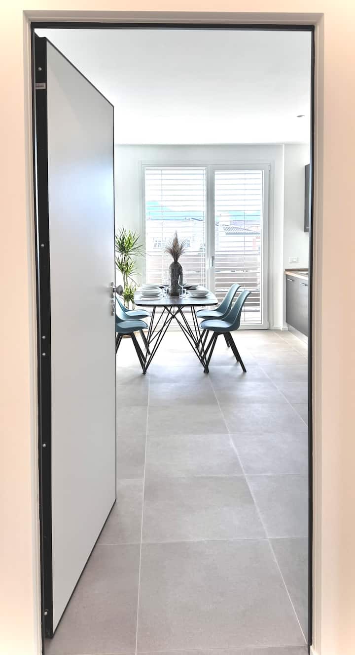 Cocktail•garage•self Check-in H24•2 Min Dal Lago - Sarnico