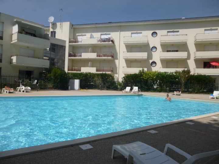 Studio Terrasse Sud Rdc Côté Piscine - La Rochelle