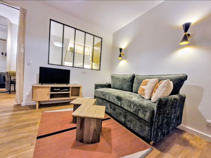 Elegant Apartment - Eiffel Tower - 5 Min Walk Away - Tour Eiffel - Paris