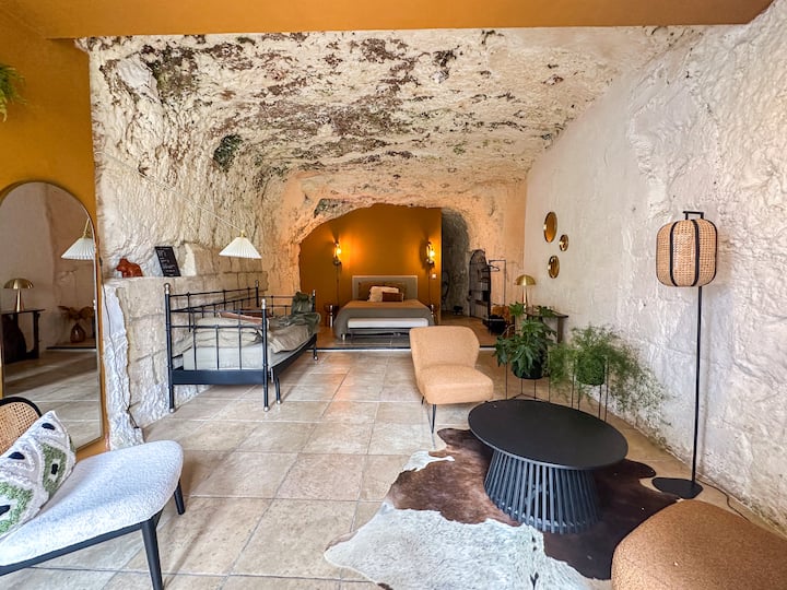 Jolie Suite Troglo "Eve", Petit Déjeuner Inclus - Tours