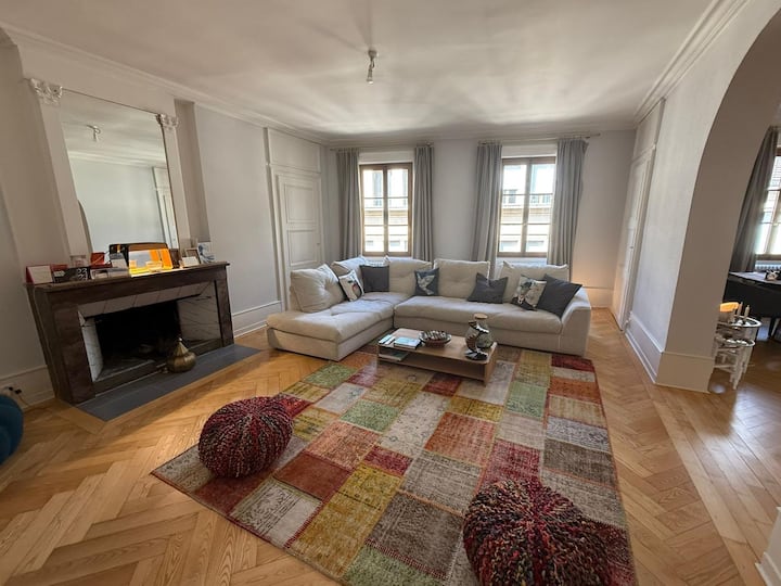 Magnifique Appartement Haussmannien Proche Lac - Genève