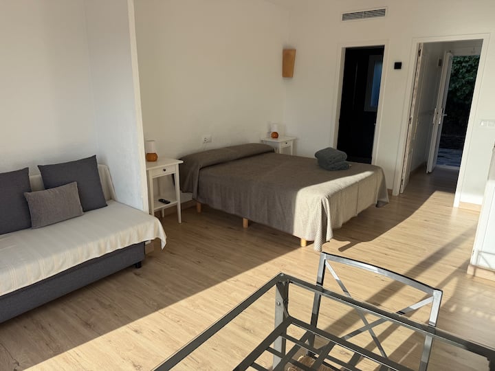 Estudio Con Terraza Y Parking - Cadaqués