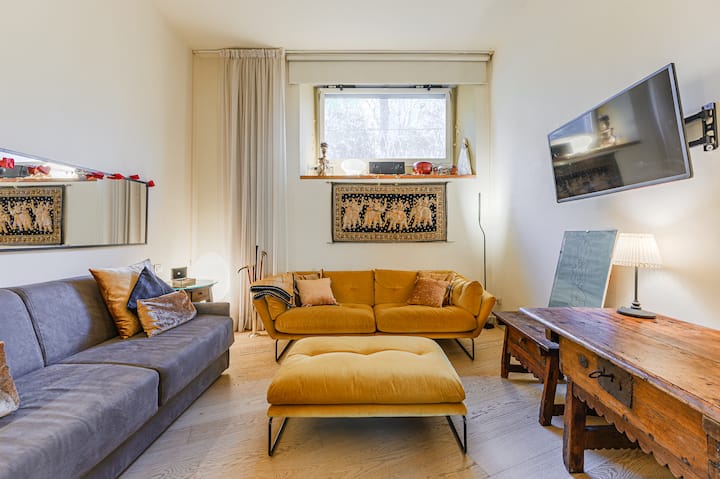 Charming Retreat With Private Garden & Hot Tub - Florence