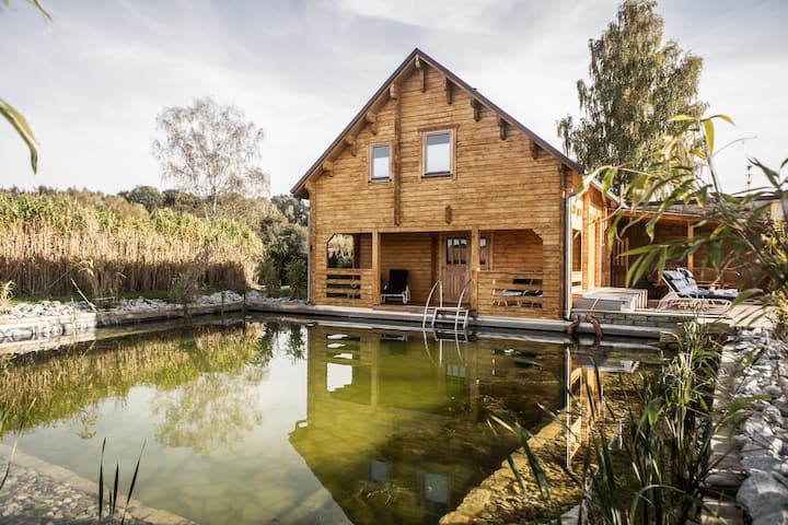 Traumhaftes Ferienhaus Mit Sauna & Schwimmteich - Deutschland