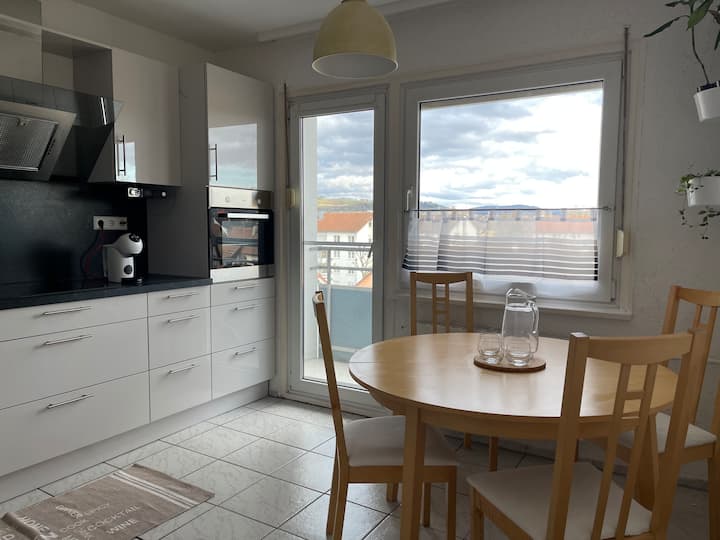 Möblierte 3-zimmer Wohnung An Schweizer Grenze - Weil am Rhein