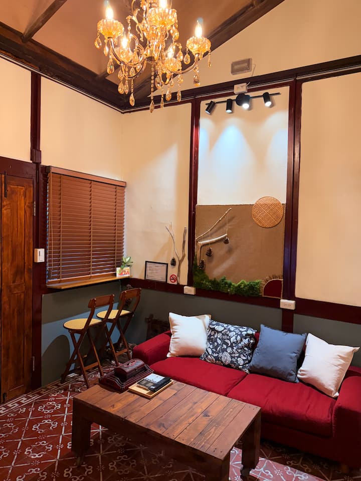 靜隱花間民宿百年老屋 - Kaohsiung City