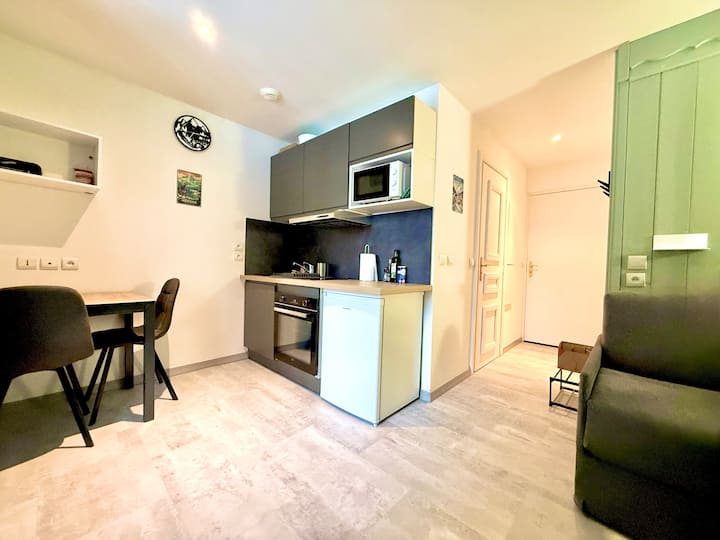 Studio Cosy Avec Balcon - Sallanches