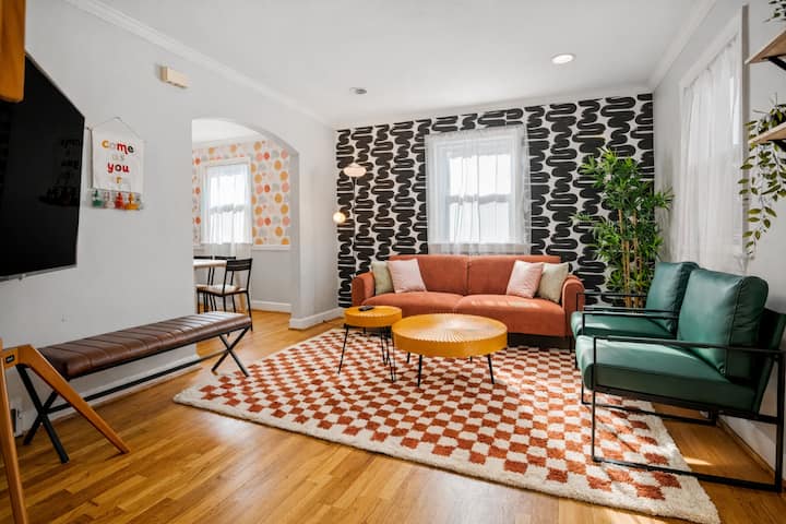 Dc Area 4br Home With Movie Room & Game Room - Arlington, VA