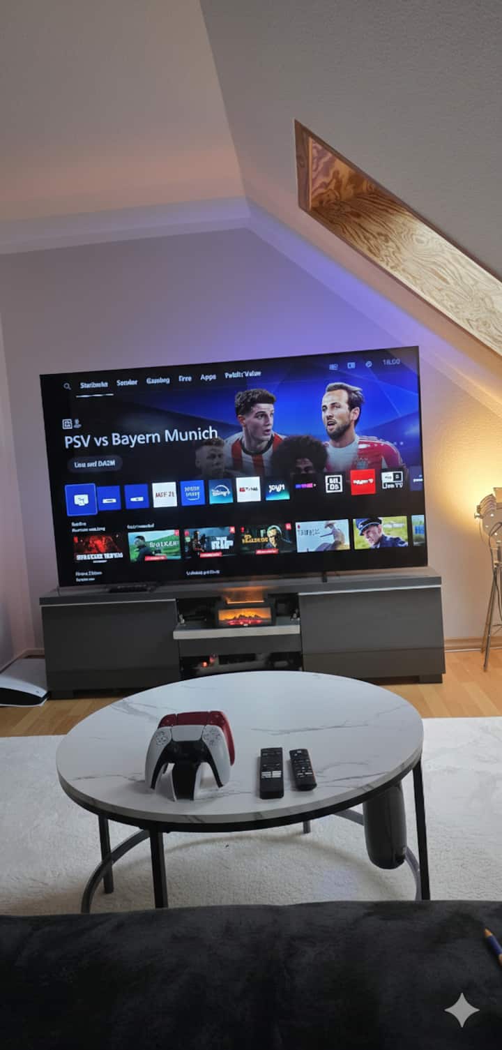 Top-lage: Zentrum• Bahnhof Nah Parkplatz Inklusive - Kiel