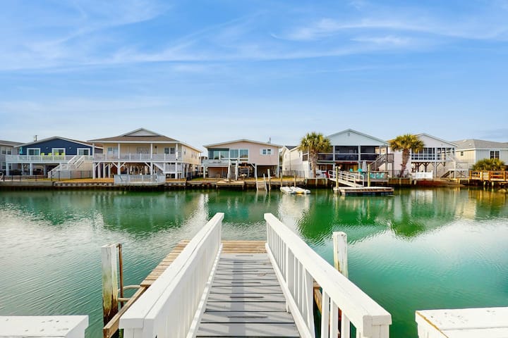 5br House W/private Dock, Hot Tub - Close To Beach - North Myrtle Beach, SC