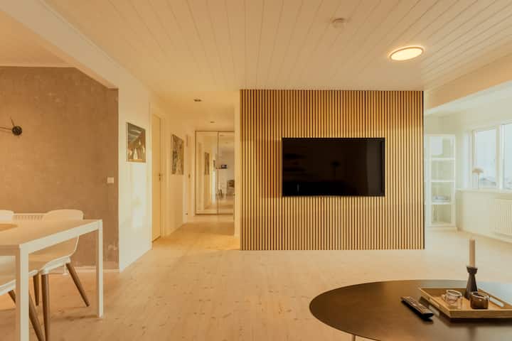 Goldcrest · 3 Br Apartment · Good View · City Life - Faroe Islands