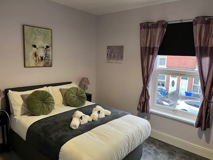 Anglesey House - Tutbury Castle