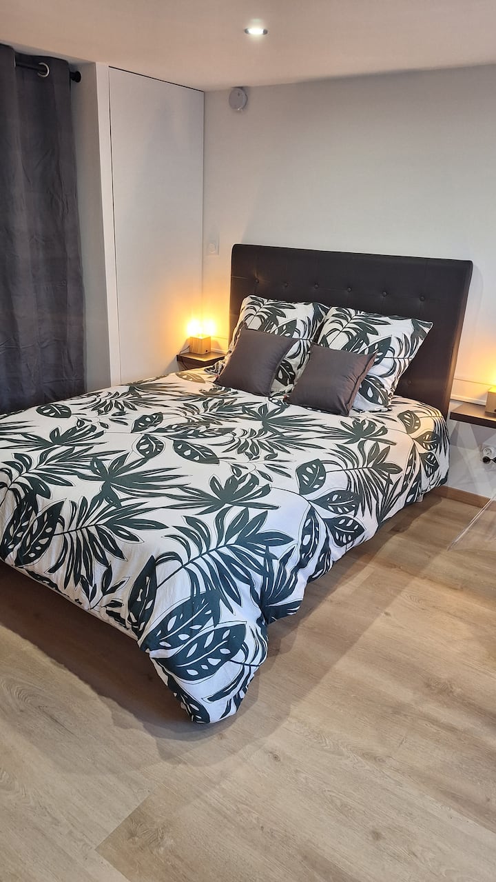 Appartement Rdc Cahors-jardin- Parking Gratuit -1* - Cahors