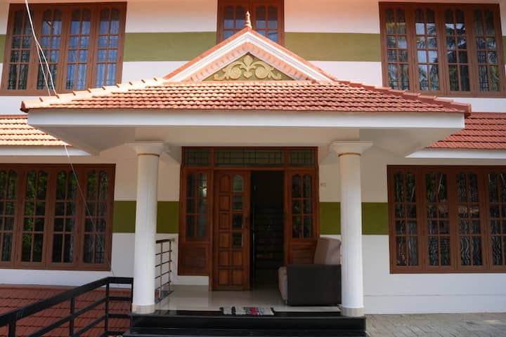 Dew Drops Inn Apartment - Kovalam