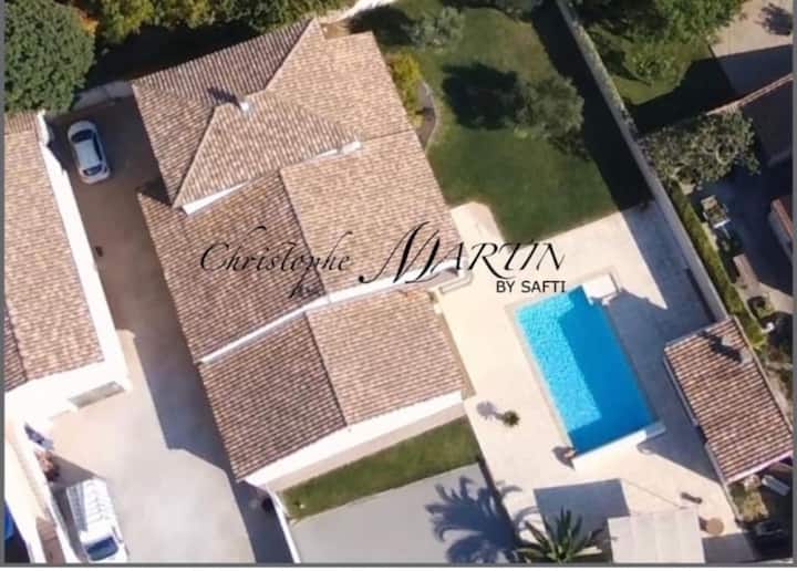 Appartement Type F2, Idéal Pour 1 à 4 Personnes - Nîmes