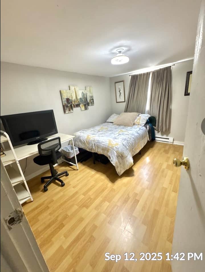 Longterm Stays W Smart Tvs L Laundry I Kuereg - Old Forge, PA