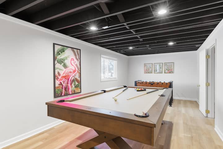 Kc Home By Stadiums | 3 Kings 1 Queen W/ Game Room - Lee's Summit, MO