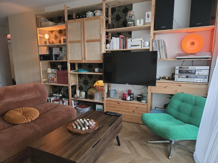 Les Pieds Dans L'eau, Au Cœur De La Côte D'azur. - Vallauris