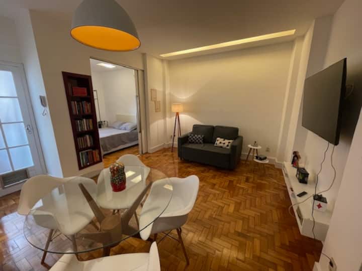 Excelente Quarto E Sala Na Lapa - Rio de Janeiro