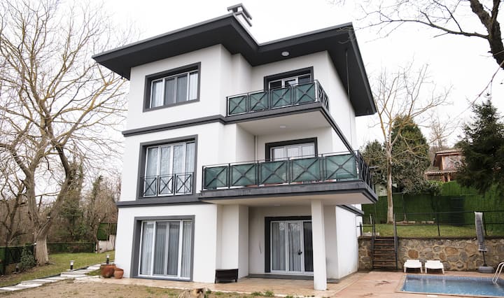 Isıtmalı Havuzlu Müstakil Villa Süha Fazlı Sapanca - Sakarya