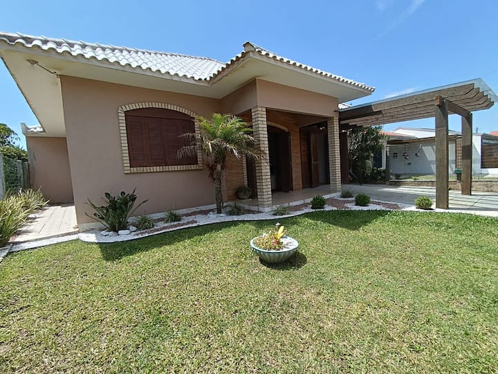 Tuia, Mar E Centro. Casa Próxima De Tudo. - Tramandaí