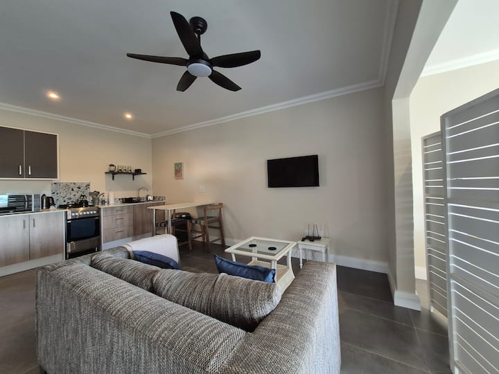 Sapphire Suite - Large Studio With Stunning Views - Durban