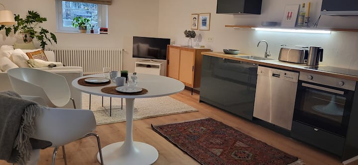 Gemütliche Stylische Neu Sanierte Wohnung - Kleinmachnow