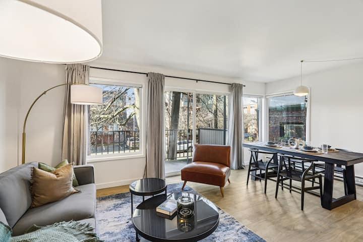 Modern, Capitol Hill, Beautiful Rental - Seattle, WA