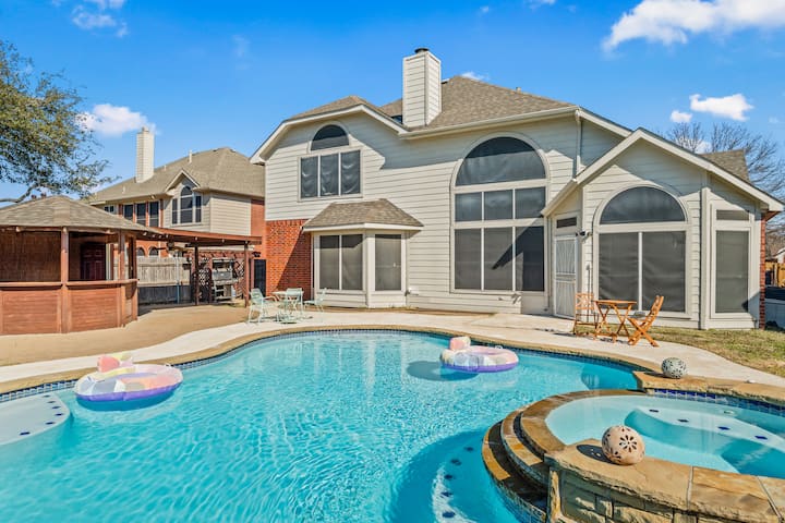 4br Family Summer Escape Pool •Bbq •Game•sleeps 10 - Grand Prairie, TX