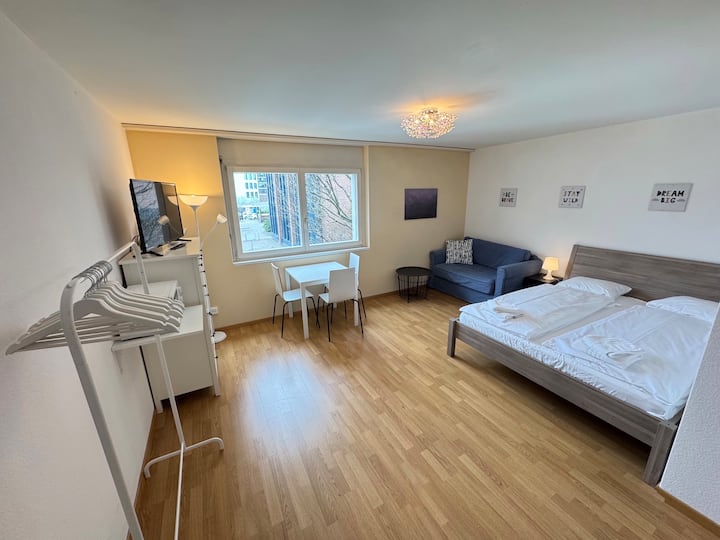 City Center / Brunau - Cozy Studio Apartment - Zurich, Switzerland