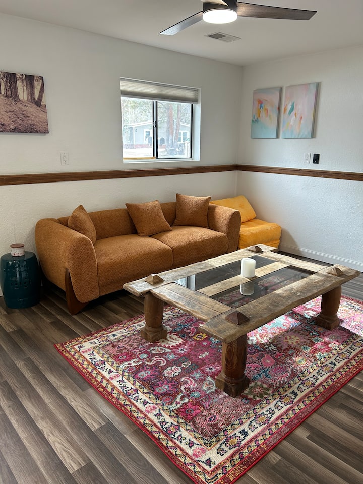 Charming Apartment Centrally Located Basalt - Basalt, CO