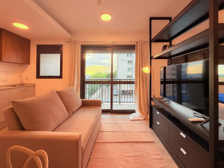 Piscina, Vaga, Academia, Churrasqueira/próx. Pucrs - Porto Alegre