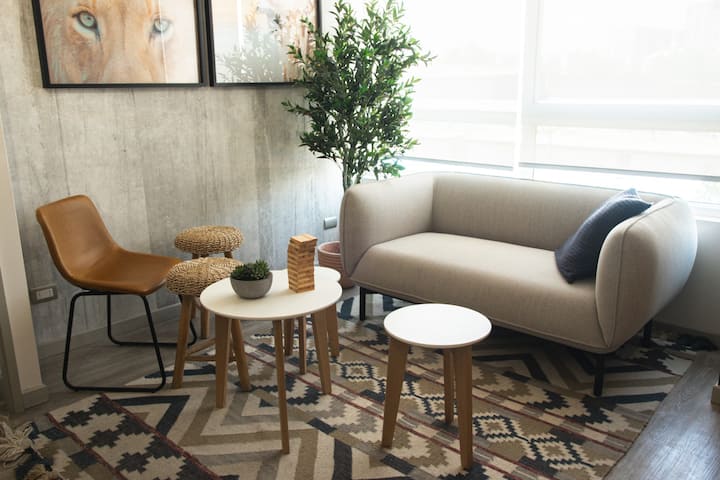 Metro ÑUble - Moderno Departamento En Santiago - Santiago