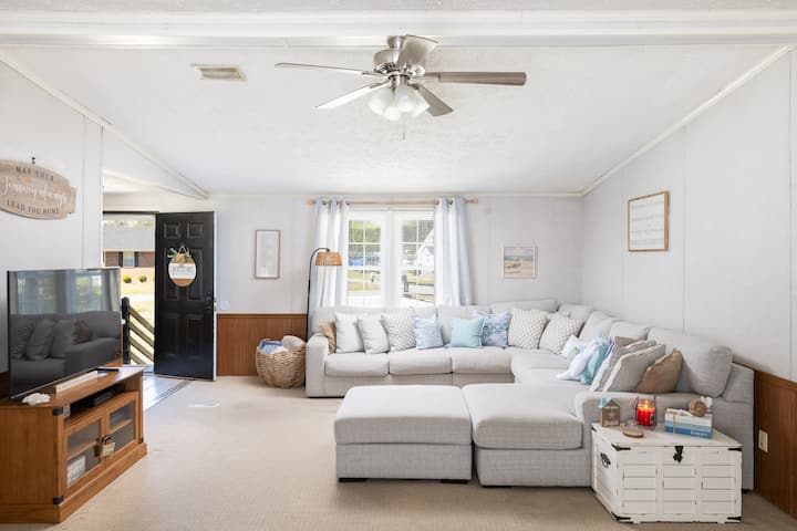 Memaw And Papaw's Place - Camden, NC