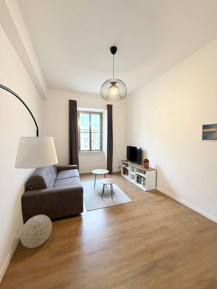 Stazione Mare - Elegante Appartamento In Centro - Civitavecchia