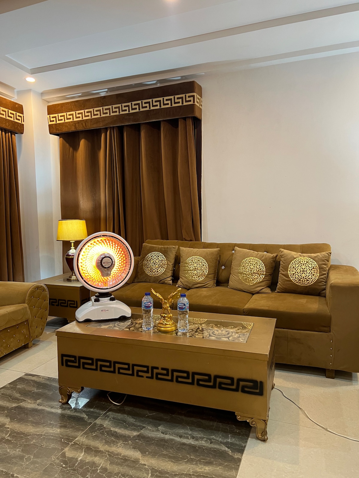 ValleyNest Murree 2BHK Balcony Apartment in Murree - Apartments for ...