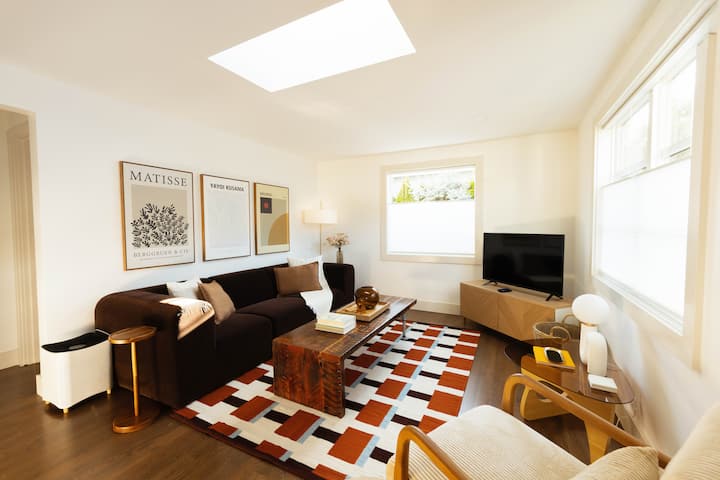 New Seattle Retro Retreat | Walk To Shops & Coffee - Woodland Park Zoo, Seattle