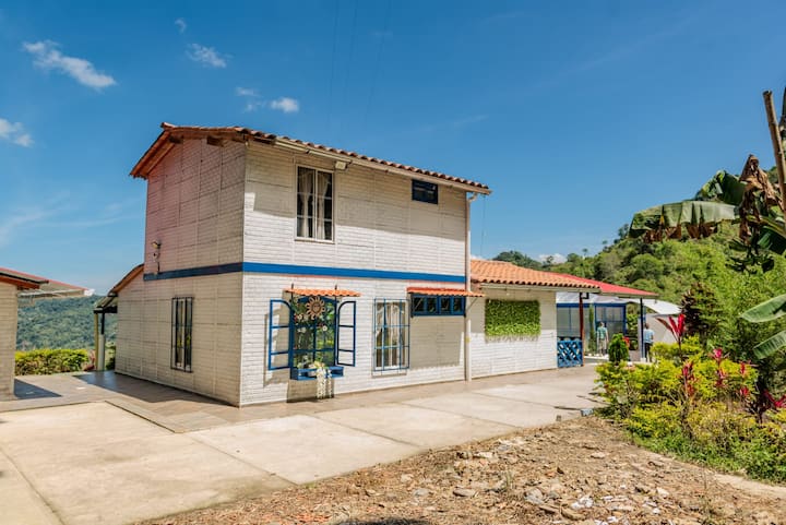 Mi Casa Es Tu Casa - Nocaima