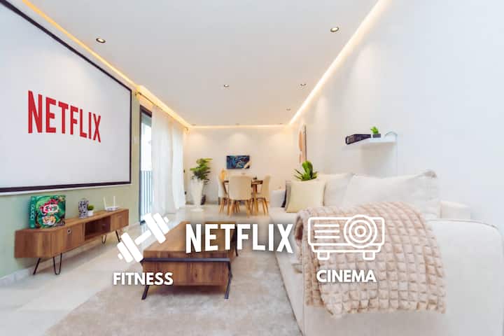 Cinema & Fitness | Parking, Security, 4 Personnes - Casablanca