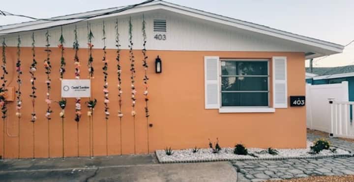 Coastal Sunshine - Your Beach Getaway! - Anna Maria Island, FL