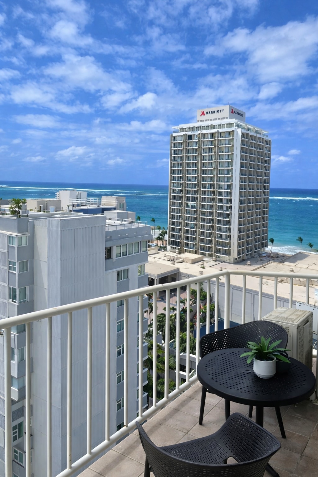 Blue Pearl-6 D'Luxe Beach Retreat in Ashford-Condado - Wohnungen zur ...