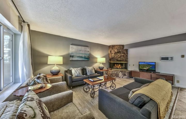 Centrally Located Convenience - South Lake Tahoe