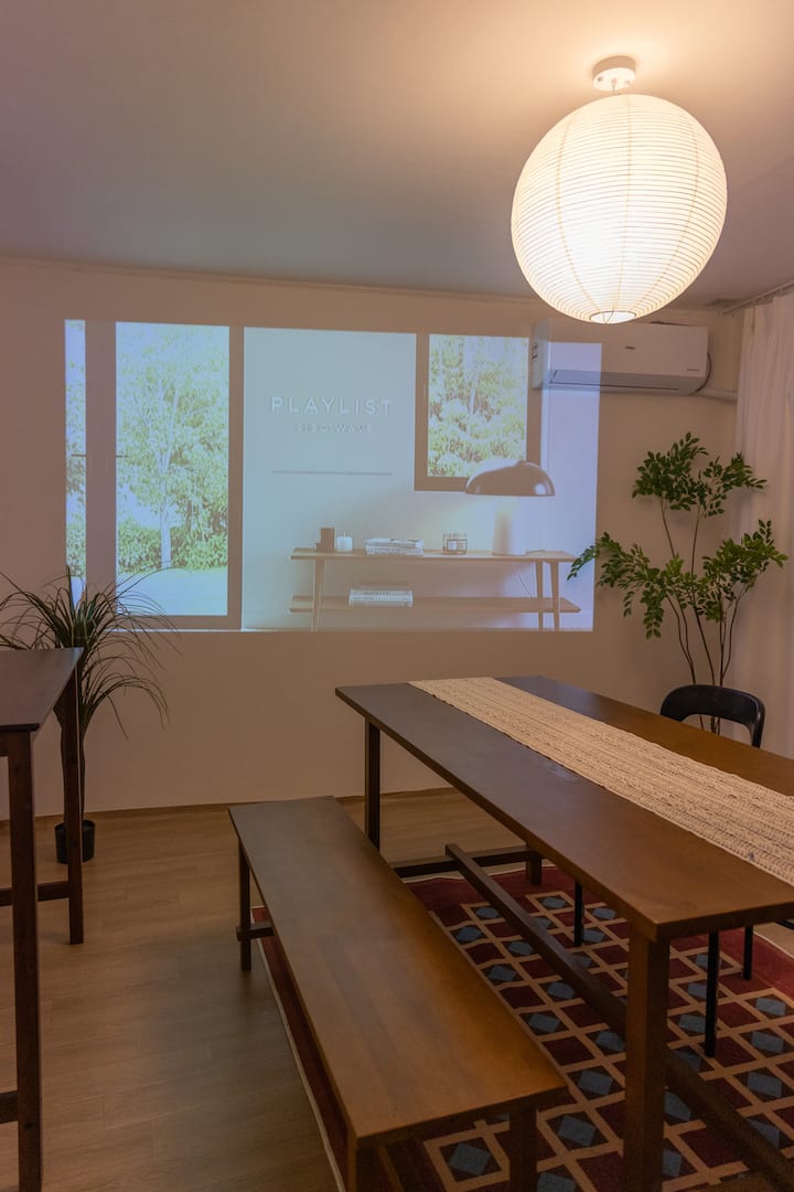 4월할인#부산역 Ktx 3분 #1,2층 독채# 빔 #침실3개 #침대4개#
7인숙소 - Busan